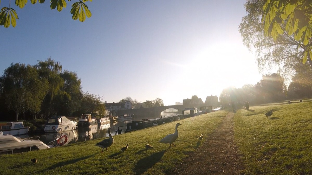 Thames Path 100 – race report – jura runner